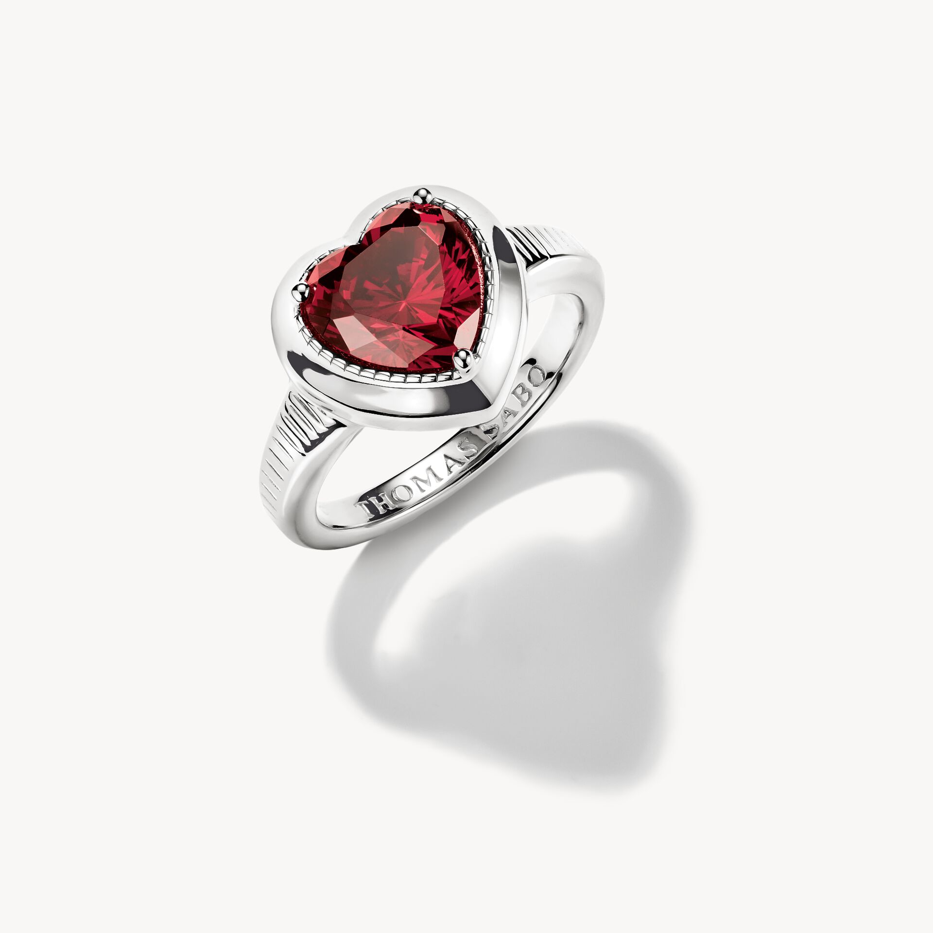Silver Ring with Red Heart Zirconia Stone Elyndra | THOMAS SABO